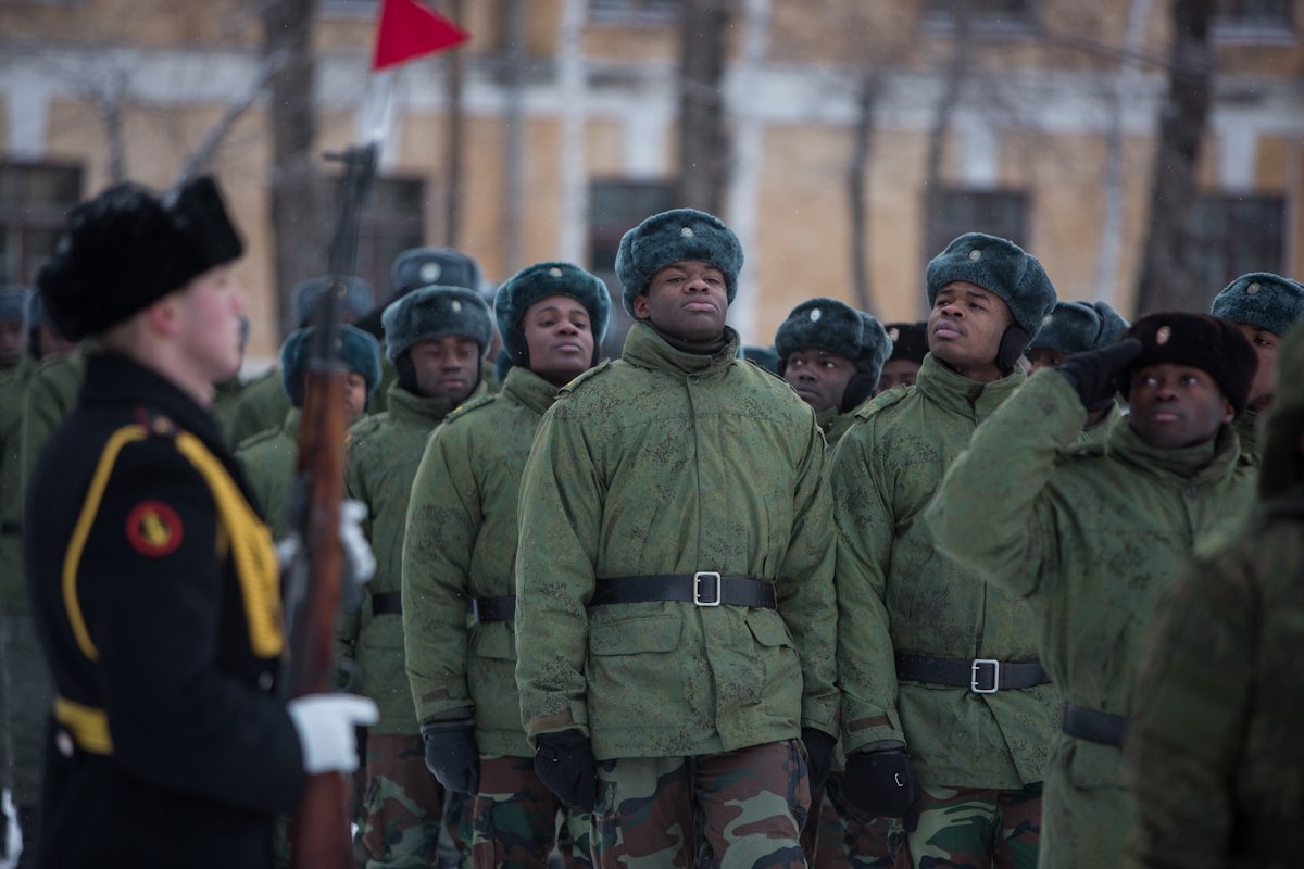 Россия вербует в армию студентов и рабочих из Африки - Зеркало.az